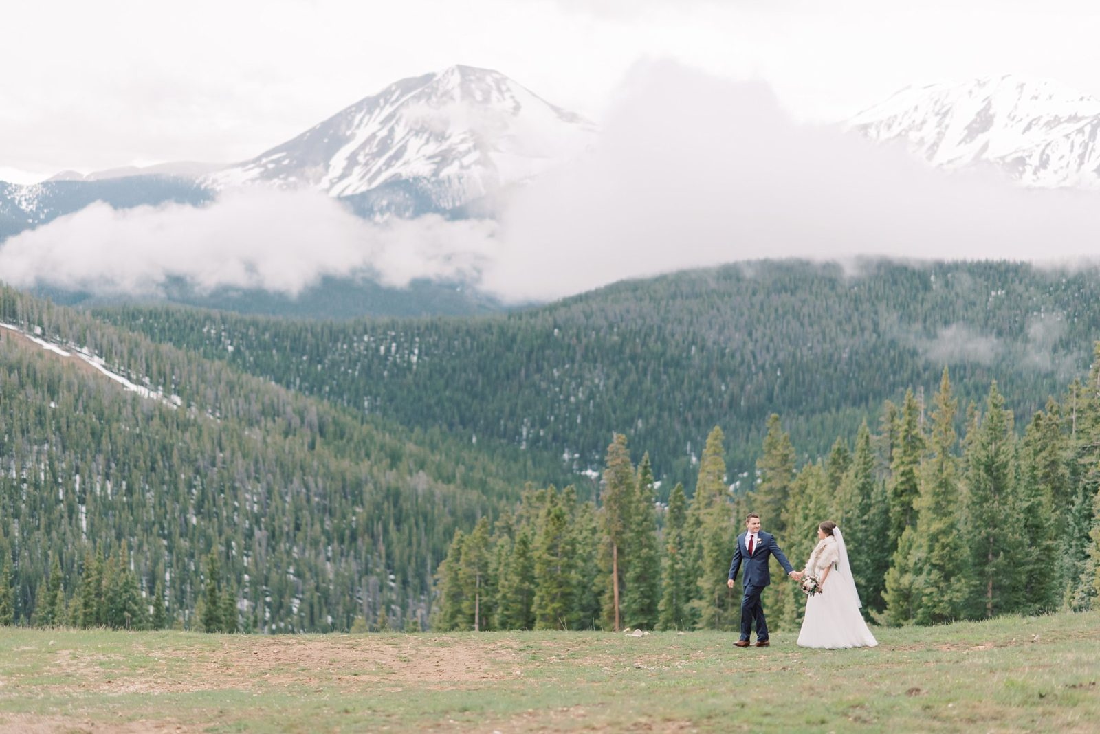 Timber Ridge Lodge Wedding | Colorado Wedding Photographer